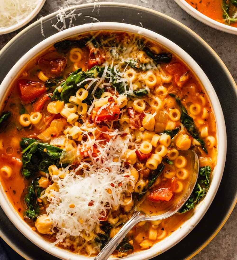 30-Minute Pasta e Ceci (Italian Chickpea Soup)