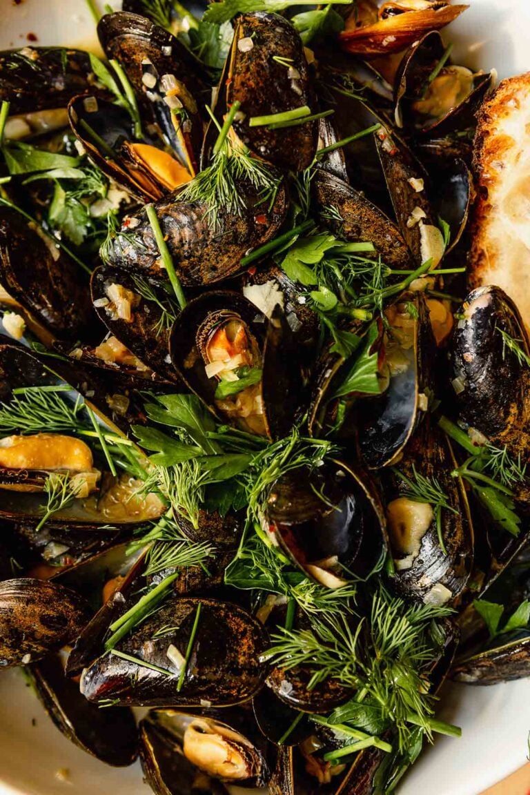 Fresh Mussels Recipe - Zestful Kitchen