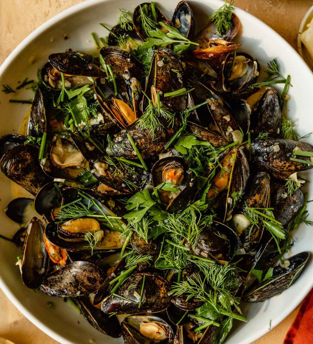 Fresh Mussels Recipe - Zestful Kitchen